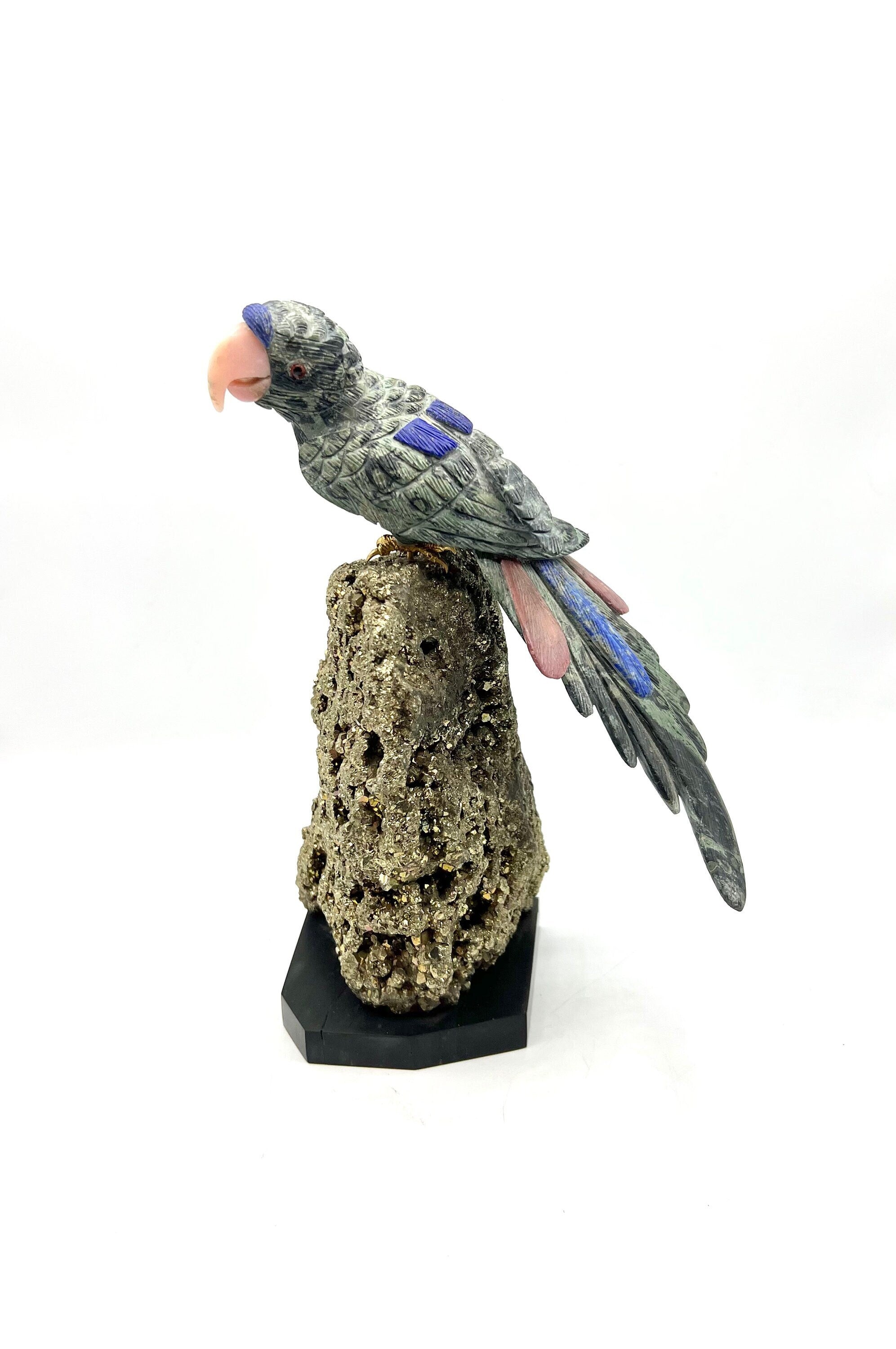 Crystal Gemstone Parrot Bird -lapis lazuli pyrite gemstone -crystals ...